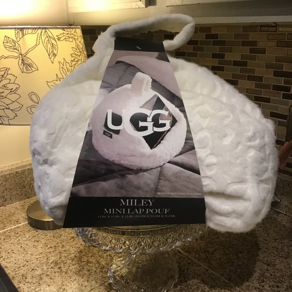 UGG | Bedding | Copy New Ugg Miley Mini Lap Pouf In Snow | Poshmark